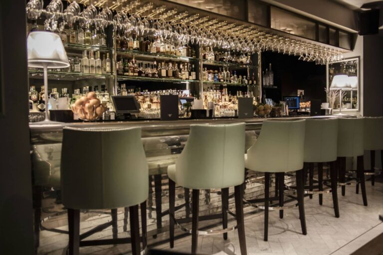 Eight | Bank | Basement Lounge and members club for professionals in London